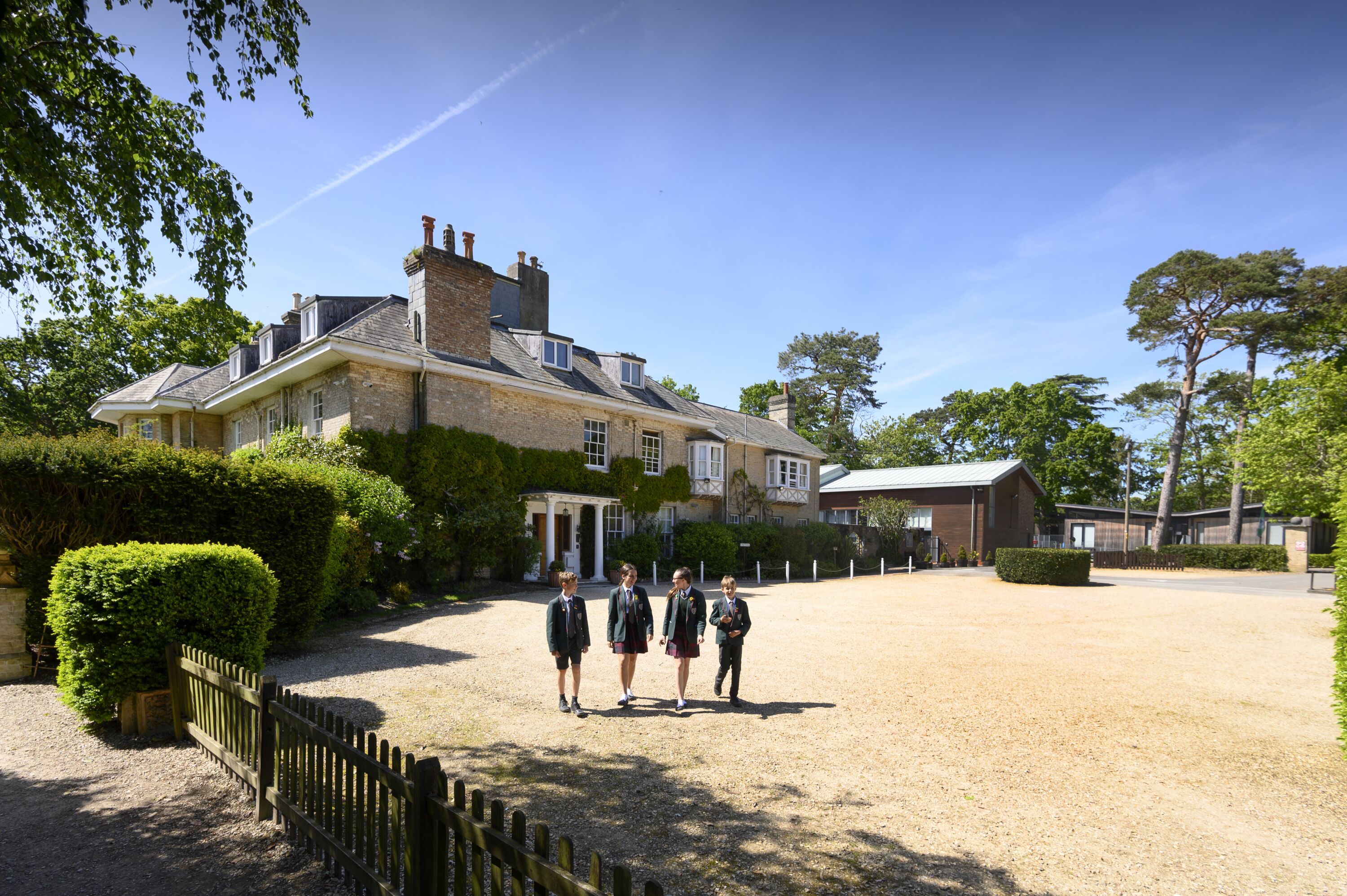 How to Apply - Yarrells School and Nursery